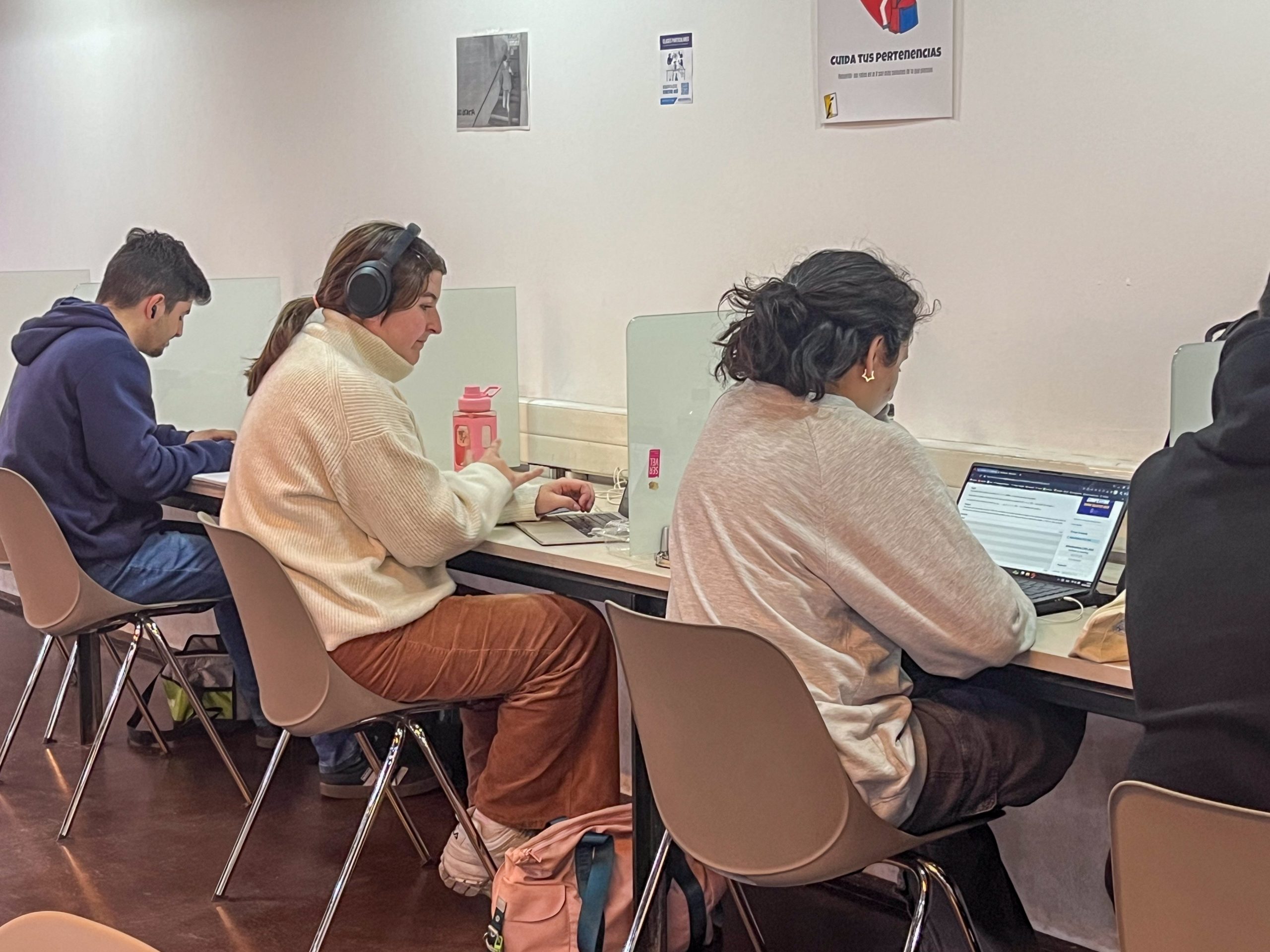 Primera jornada del Torneo de Programación Competitiva 2025 reúne a ...